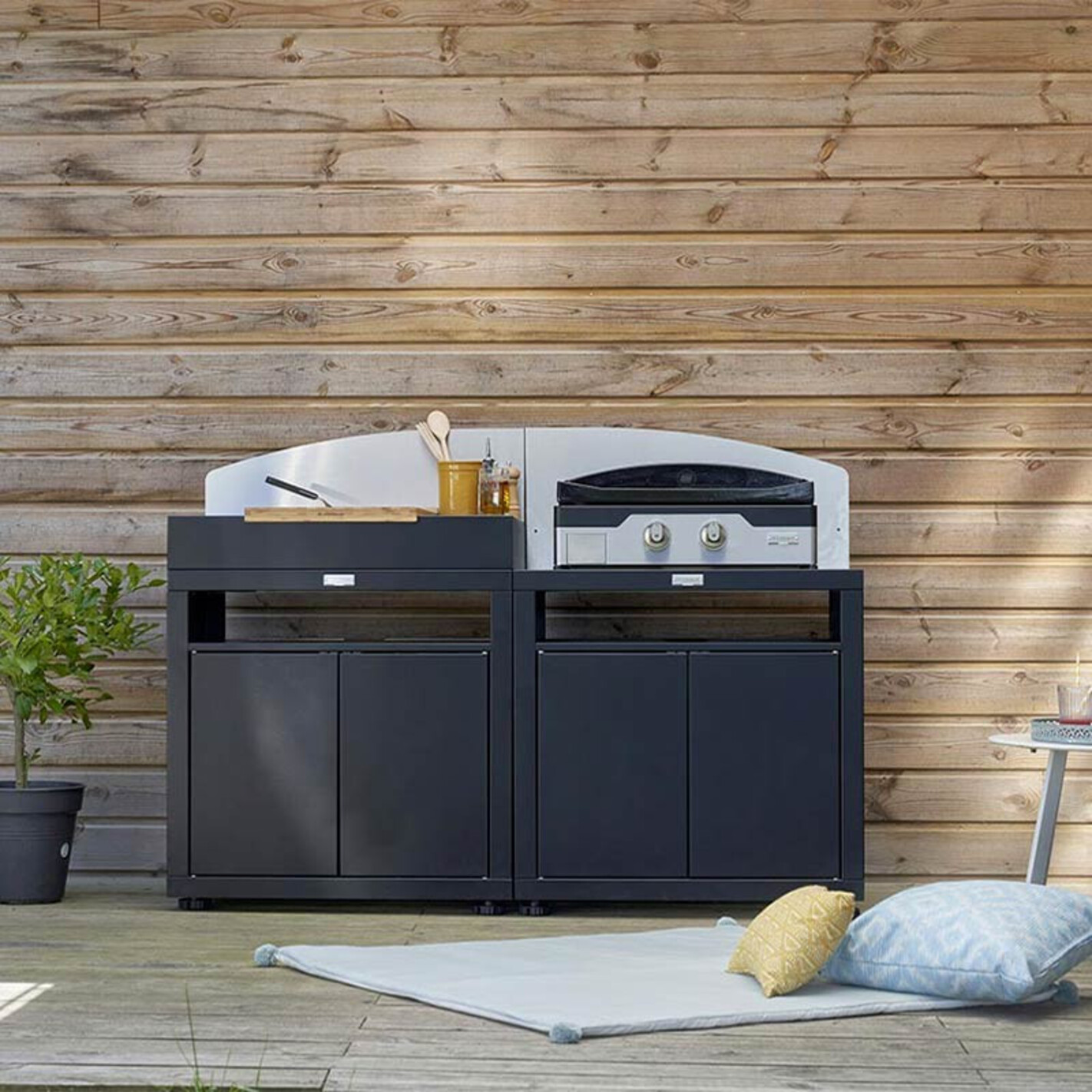 Meuble tablette 80 x 55 cm Le Marquier en acier époxy noir